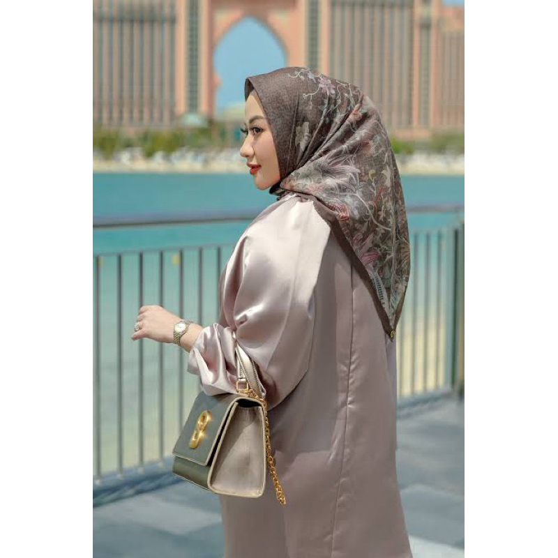 Jual AS IS BUTTONSCARVES DUBAI - CHOCOLATE (best seller) | Shopee Indonesia