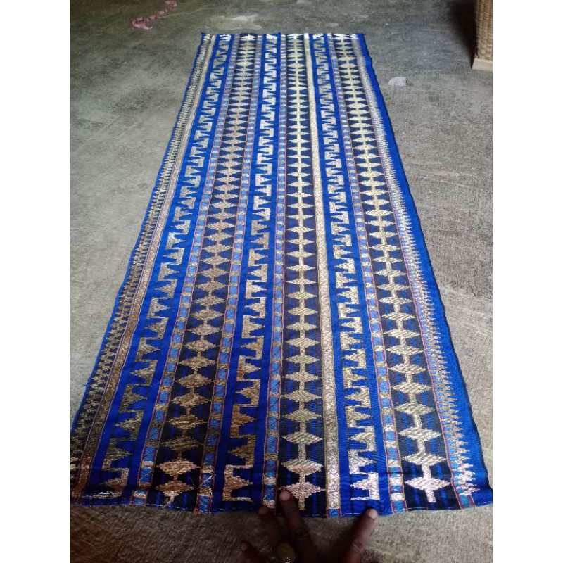 Jual kain tapis sulam tangan benang emas lawasan | Shopee Indonesia