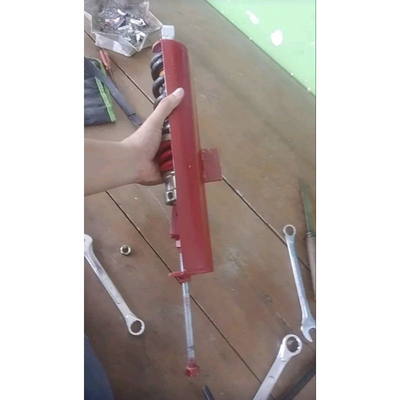 Jual alat bongkar pasang sokbreker belakang JUMBO | alat servis ...