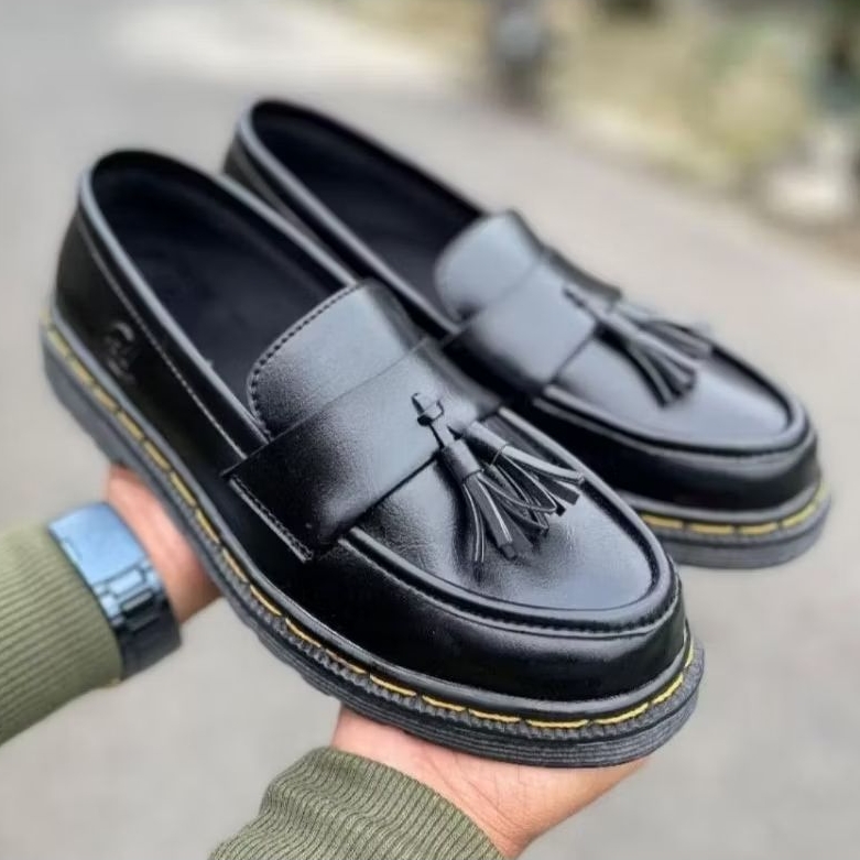 Jual Sepatu Loafers Formal Pria Hitam Sepatu Kasual Pria Keren Elegan ...