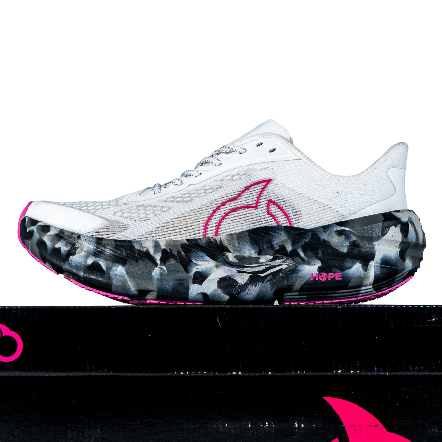 Jual Sepatu Running/Lari Ortuseight Hyperblast 2.0 SE 11040125 Original ...