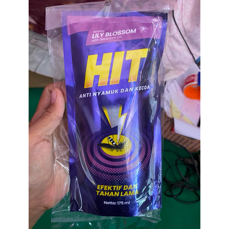 Jual HIT CAIR REFFILL POUCH LILY ISI 175ml | Shopee Indonesia