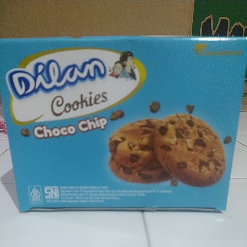 Jual dilan cookies chocochips 1box | Shopee Indonesia