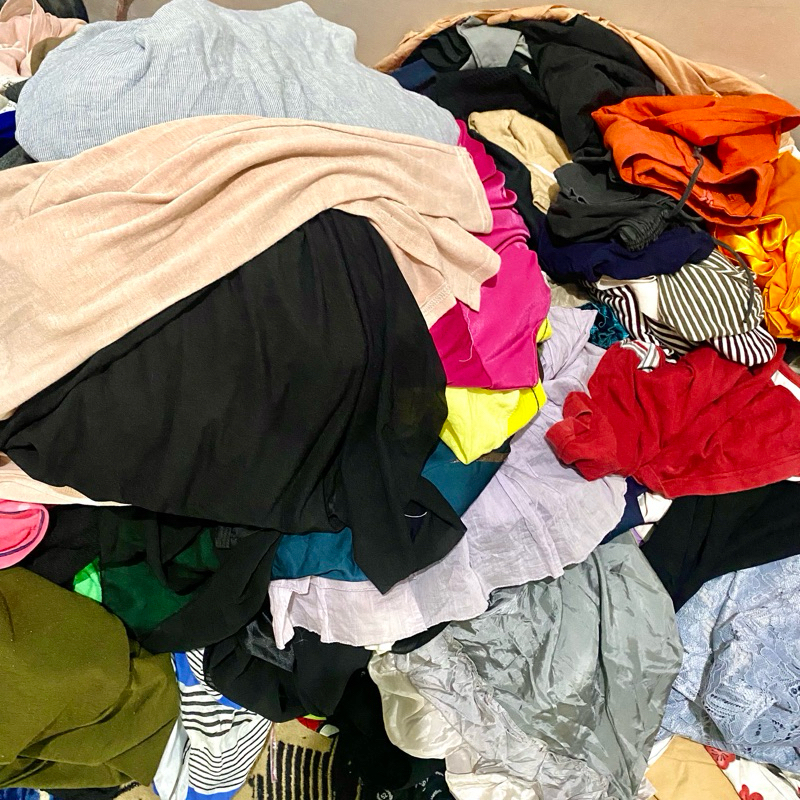 Jual paket usaha monza baju preloved 1 kg | Shopee Indonesia