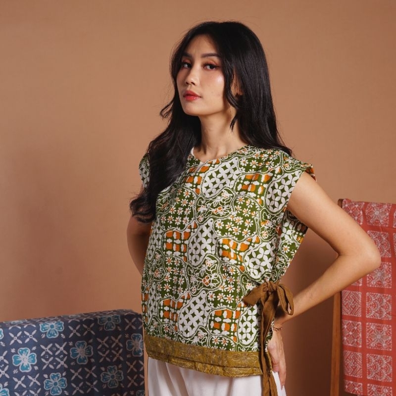 Jual Vest Batik Tali Samping Nastiti Hijau by Saega | Shopee Indonesia