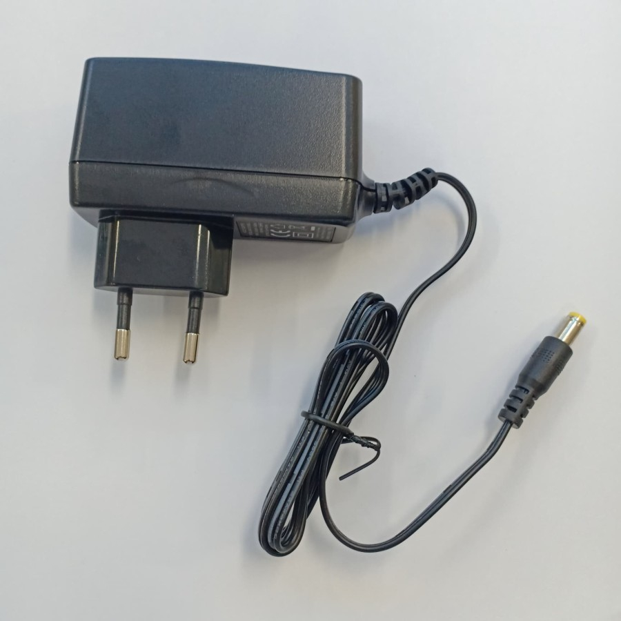 Jual Adaptor Charger CCTV Camera 12v 1500mA | Shopee Indonesia