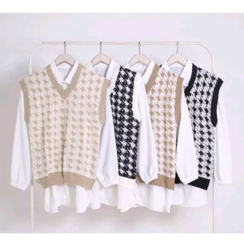 Jual BEST SELLER!!! JENNIE VEST KNIT / ROMPI RAJUT VIRAL / KOREAN STYLE ...