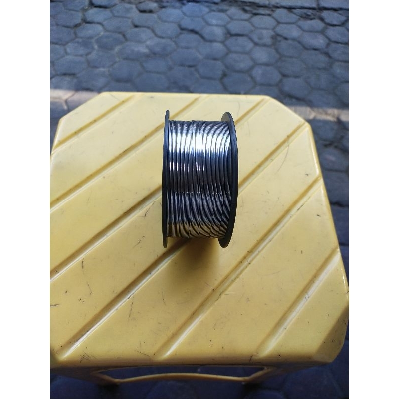 Jual Kawat Las MIG 0.8MM 1KG Dengan Flux Core (AWS E71T-GS / Travo Las Tanpa Gas CO2) | Shopee ...