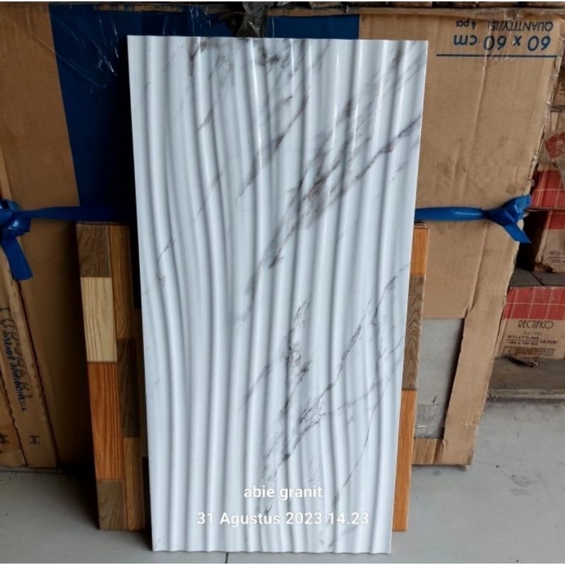 Jual granit dinding Roman 30x60 antiliti wave | Shopee Indonesia