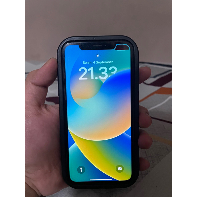 Jual Iphone Xr hitam 128 gb fullset | Shopee Indonesia