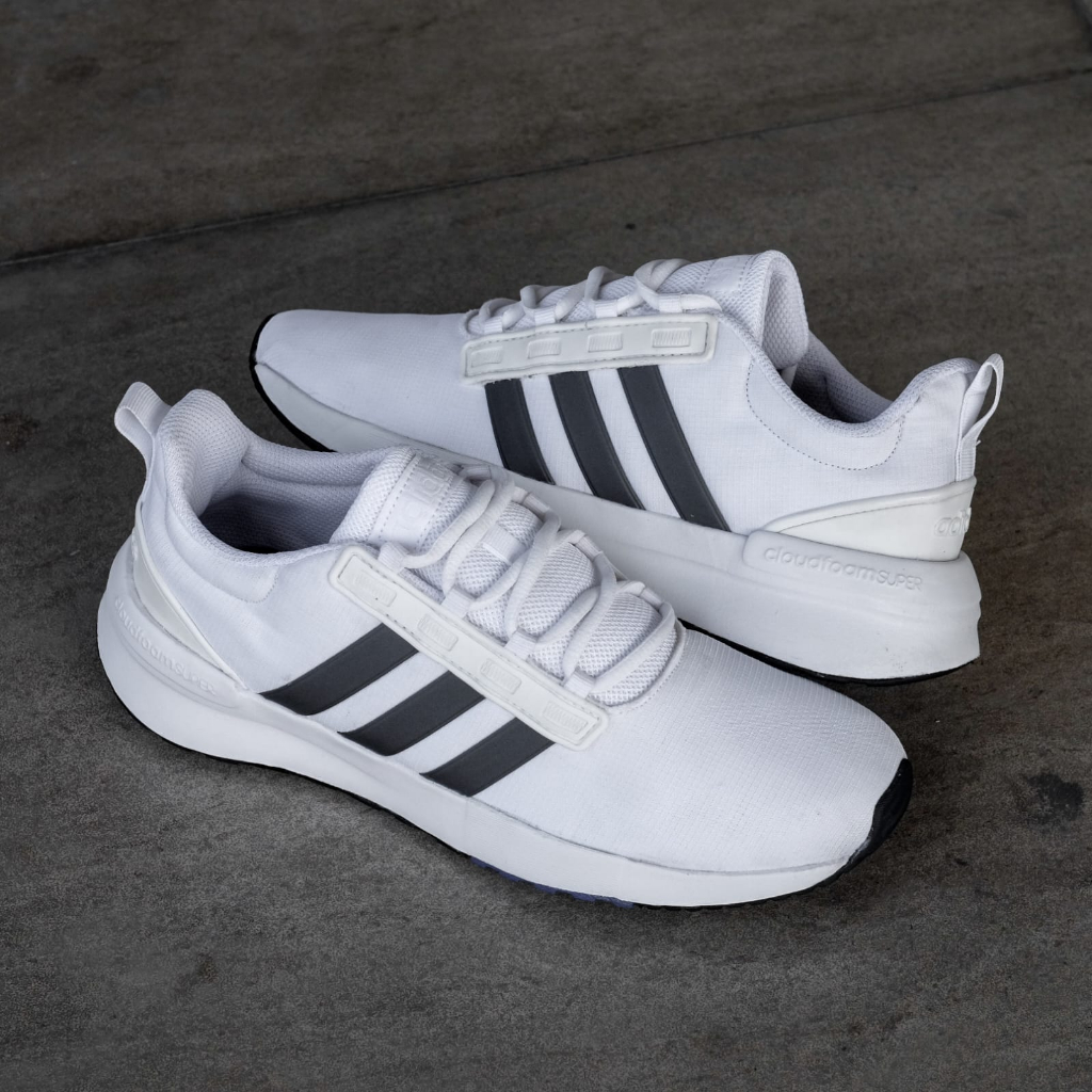 Jual Sepatu Running Pria Wanita Adidas Racer TR21 Cloudfoam White Grey ...