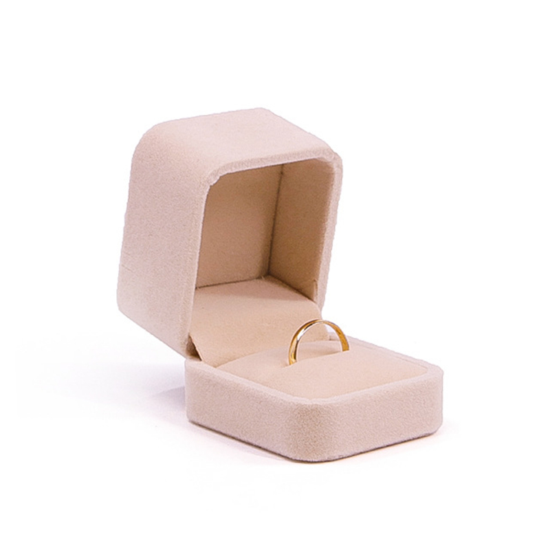 Jual Kotak Perhiasan Beludru Warna Beige / Cream Jewelry Box Kotak ...