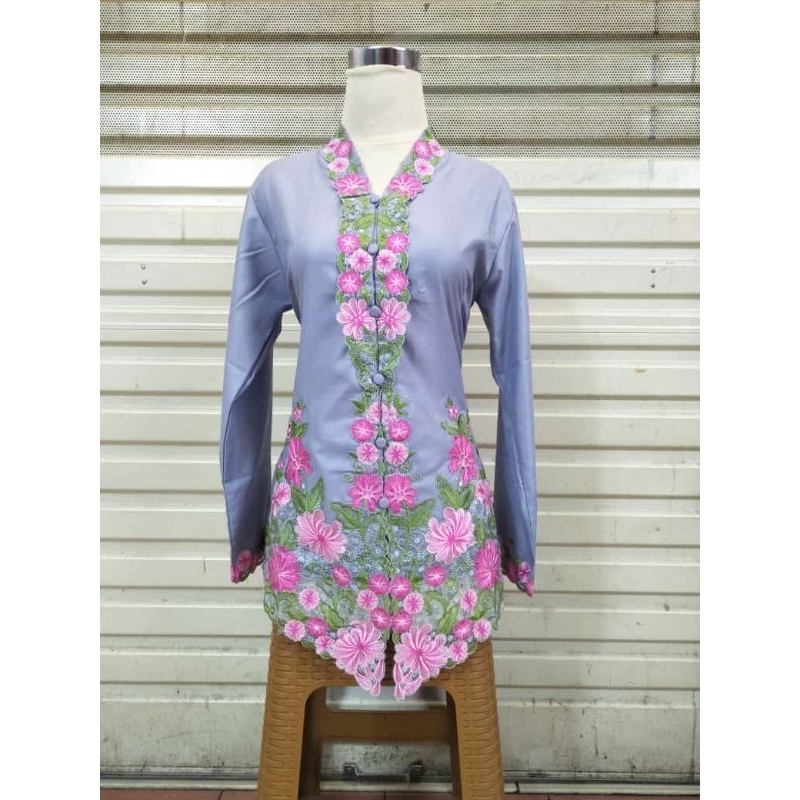 Jual Baju Kebaya Encim Wanita Betawi Katun Bordir Motif Bunga Lengan ...