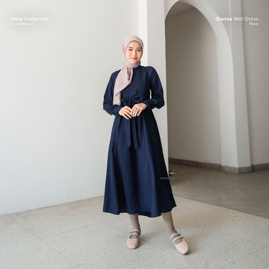 Jual HAYNA Gianna Midi Dress (Navy) - Daily Dress Busui Friendly Gamis ...