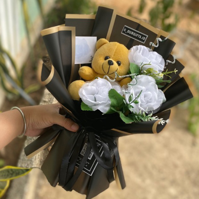 Jual Buket Boneka - Buket Bunga Boneka Murah | @_ourgifts.id | Shopee ...