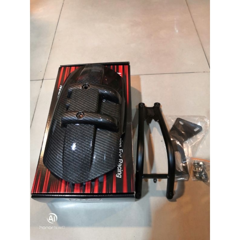 Jual Mudguard motor karbon universal penahan lumpur spakbor kolong ...