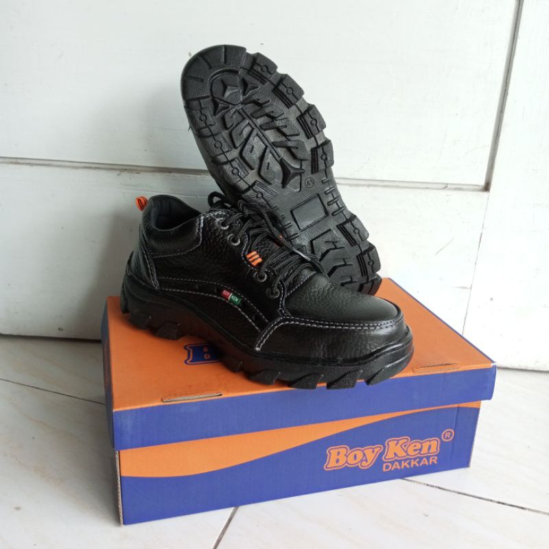 Jual Sepatu Safety Murah Kulit Sapi Merk Boyken Dakkar Sepatu Proyek ...