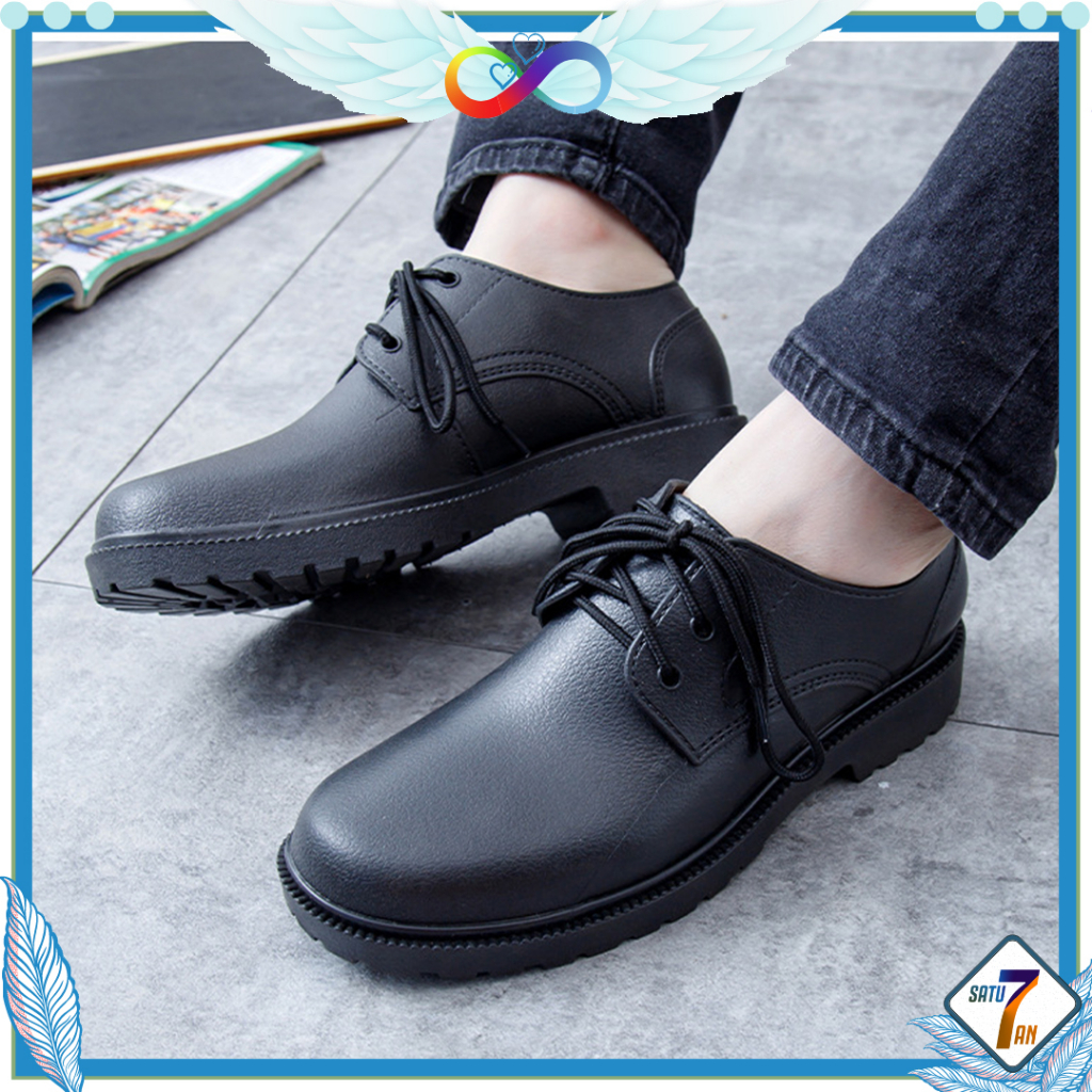 Jual Sepatu Pantofel Hitam Pria Bertali Sepatu Loafer Formal Kasual ...