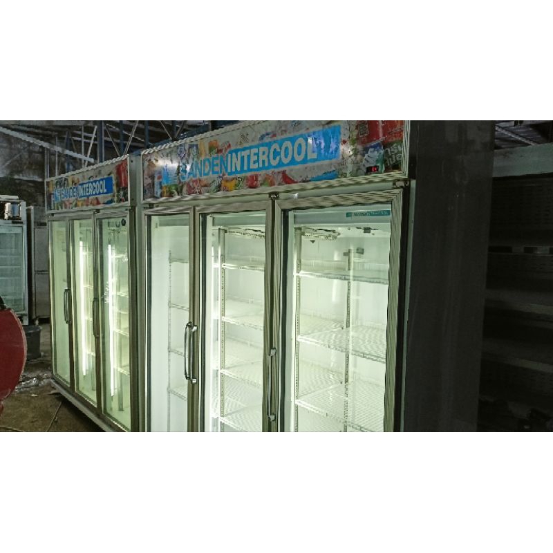 Jual SECOND/BEKAS SHOWCASE 3 PINTU MERK SANDENT/SHOWCASE BEKAS | Shopee ...