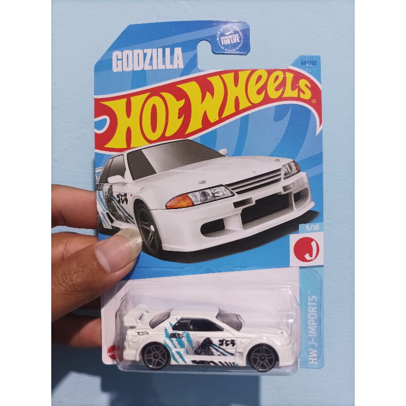 Jual hot wheels NISSAN SKYLINE GT-R (R32) GODZILLA | Shopee Indonesia