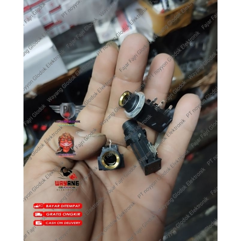 Jual Socket Mic 3 Pin Langsing Pcb | Shopee Indonesia