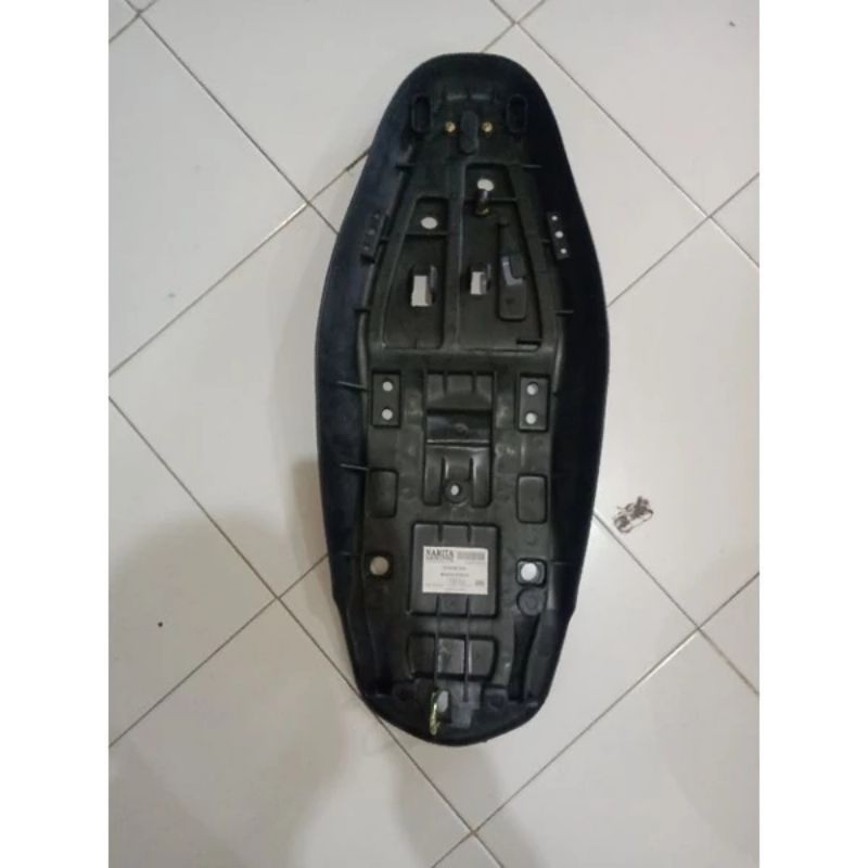 Jual fiber jok vega r new//tulangan jok yamaha vega r new | Shopee ...
