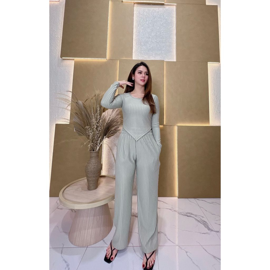 Jual HANNA SET // ONE SET KNIT PREMIUM // ONE SET KNIT KOREA // ONE SET ...