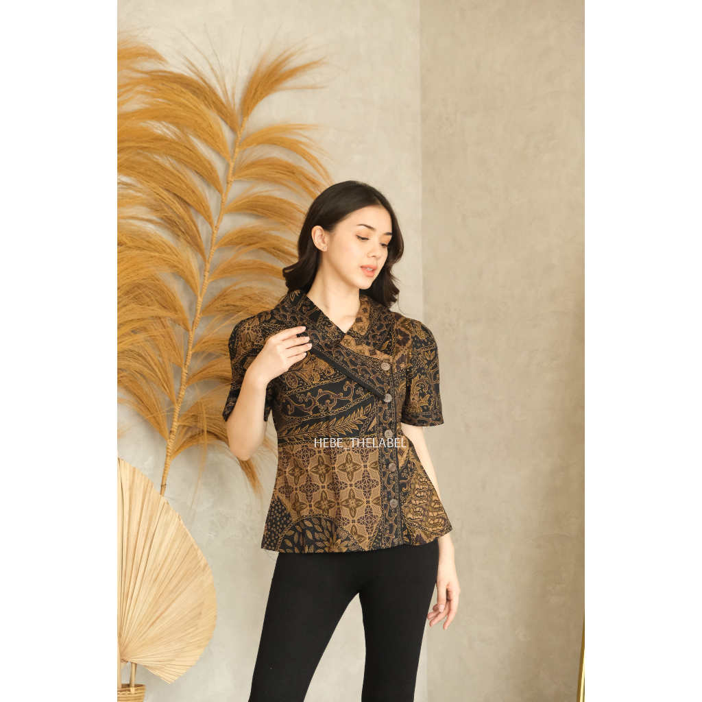 Jual Avanti Batik - Pakaian Wanita ( Kara-Menur-Ilya-Mudita ) | Shopee ...