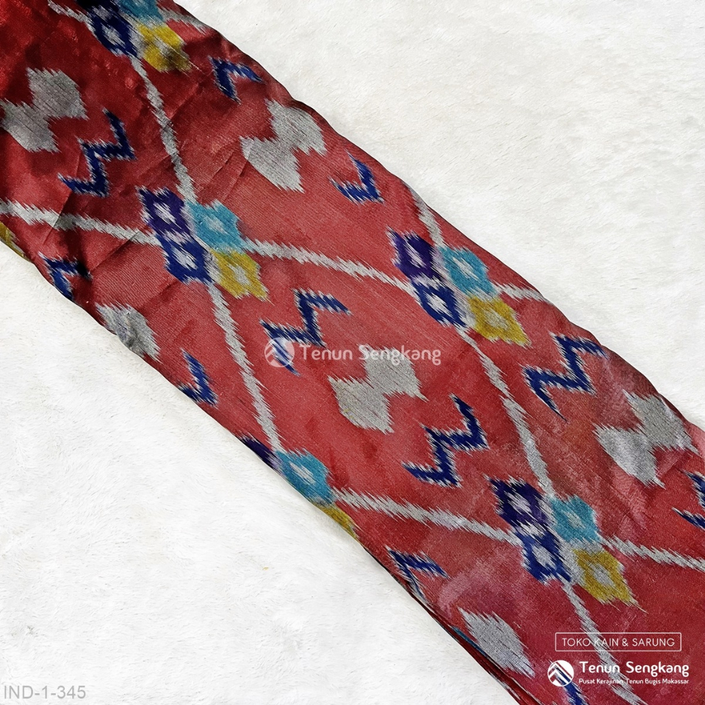 Jual Kain Tenun Ikat Sutra Bugis Makassar Marun - Tenun Sengkang IND-1-345 (Harga per 0,5 Meter ...