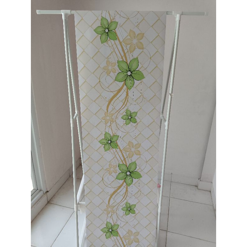 Jual Wallpaper sticker dinding motif bunga 45cmx10m motif salur bunga hijau cy1074 | Shopee ...