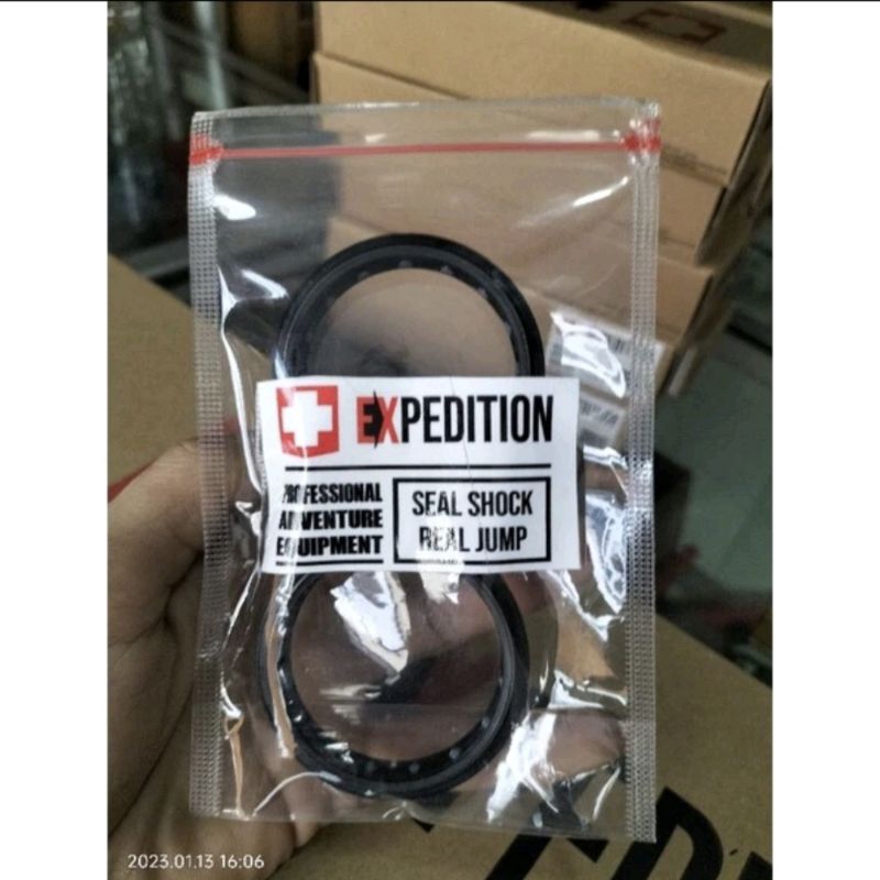 Jual seal sil shock USD real jump EXPEDITION/KTM/DELKEVIC/MGV/.as shock ...