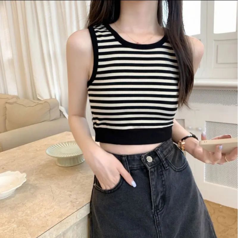Jual Tank Top Wanita Garis / Tank Top Wanita Stripe Korean / Casual Top | Shopee Indonesia