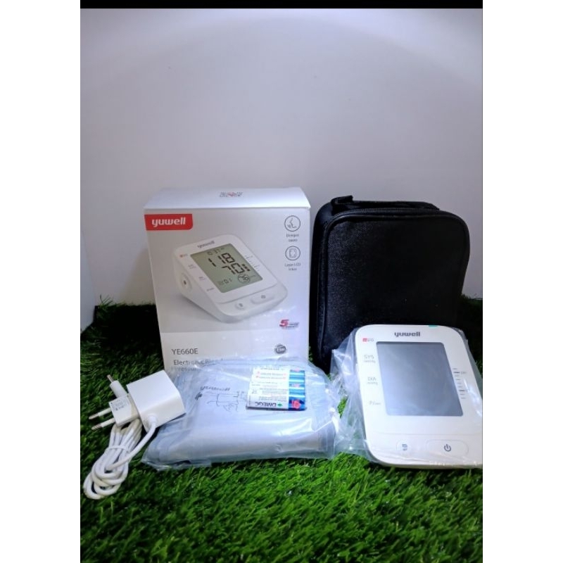 Jual Tensimeter Digital Yuwell YE660E Alat ukur cek tekanan darah ...