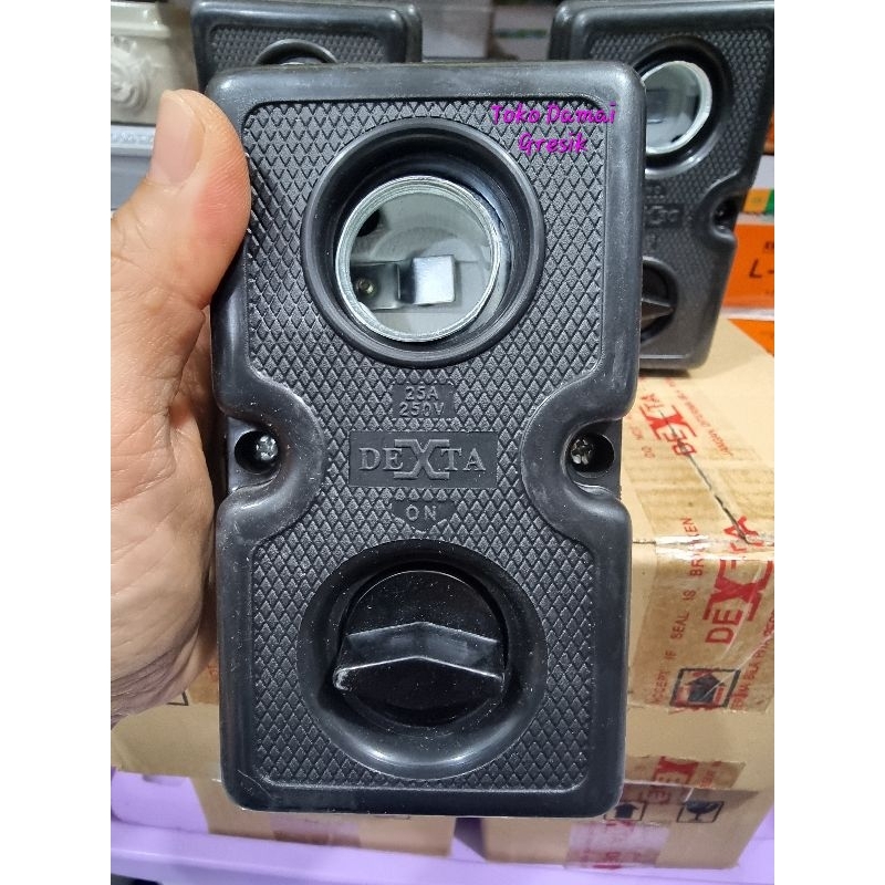 Jual Dexta Fuse box sekring 1 lubang hitam. Tempat sekreng listrik ...