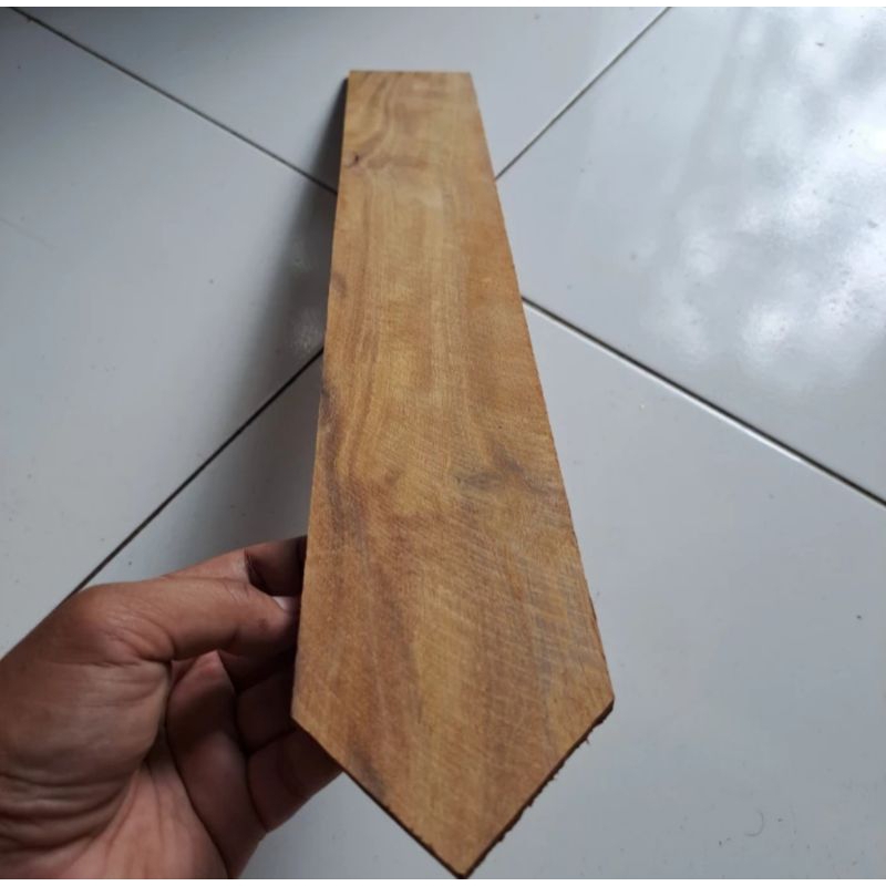 Jual Atap Sirap Kayu Ulin / Genteng Kayu Ulin / Atap Kayu / Atap Gazebo ...