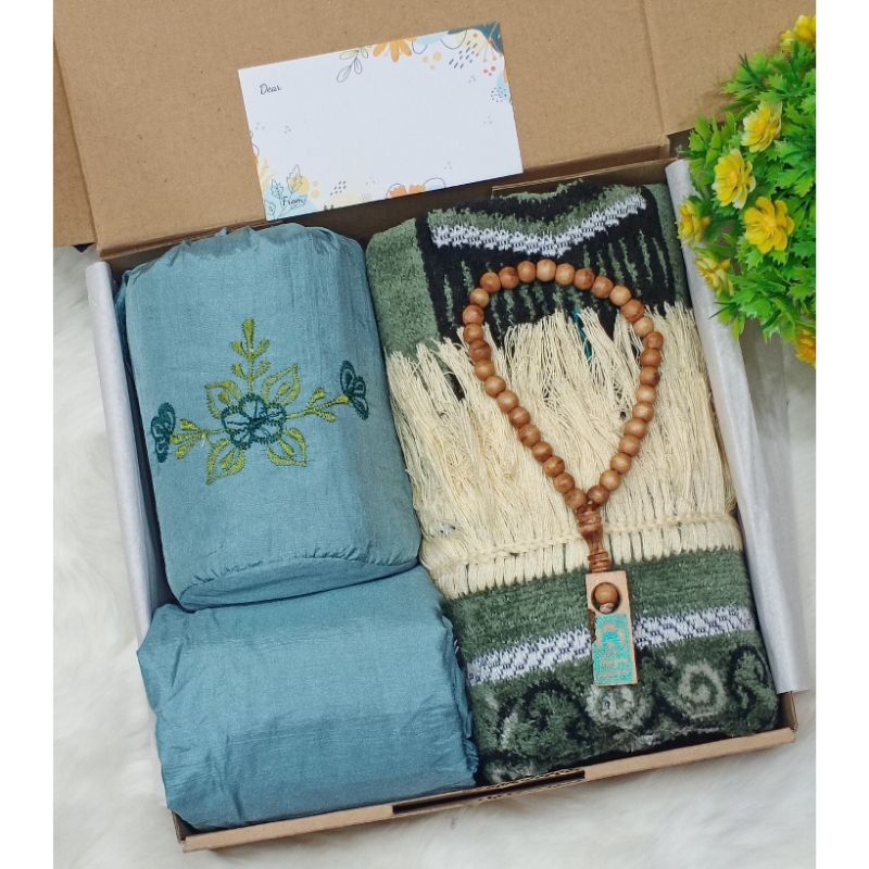 Jual Hamper Hadiah Gift Box Set Mukena Travel dan Sejadah | Shopee ...