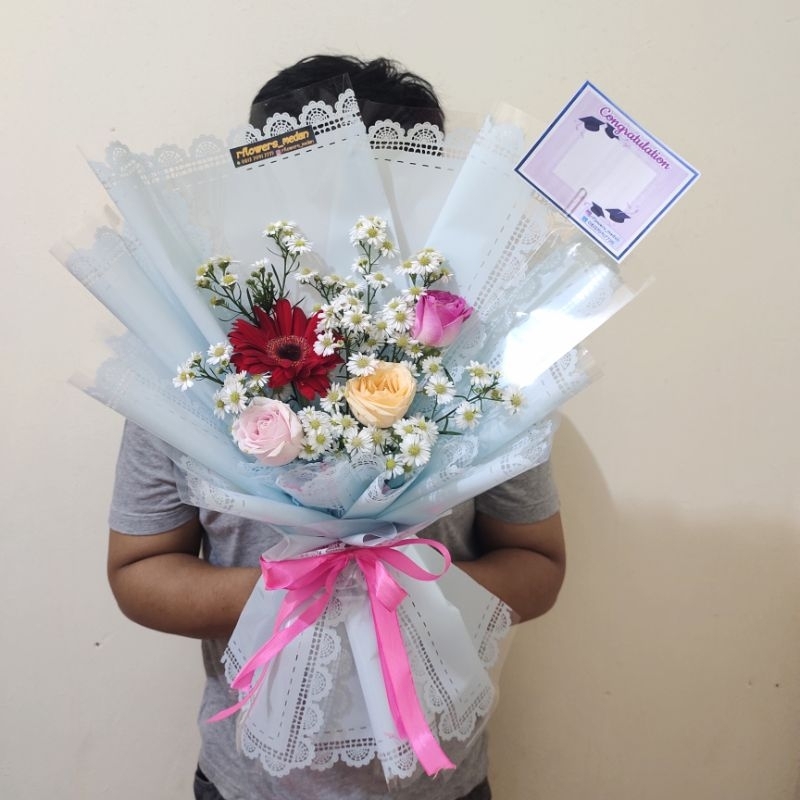 Jual fresh flower Buket / buket bunga hidup / Mawar asli / mawar hidup ...