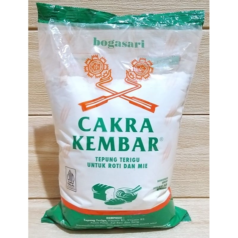Jual MURAH Tepung Terigu Cakra Kembar 1 kg / Tepung Cakra / Tepung Terigu | Shopee Indonesia