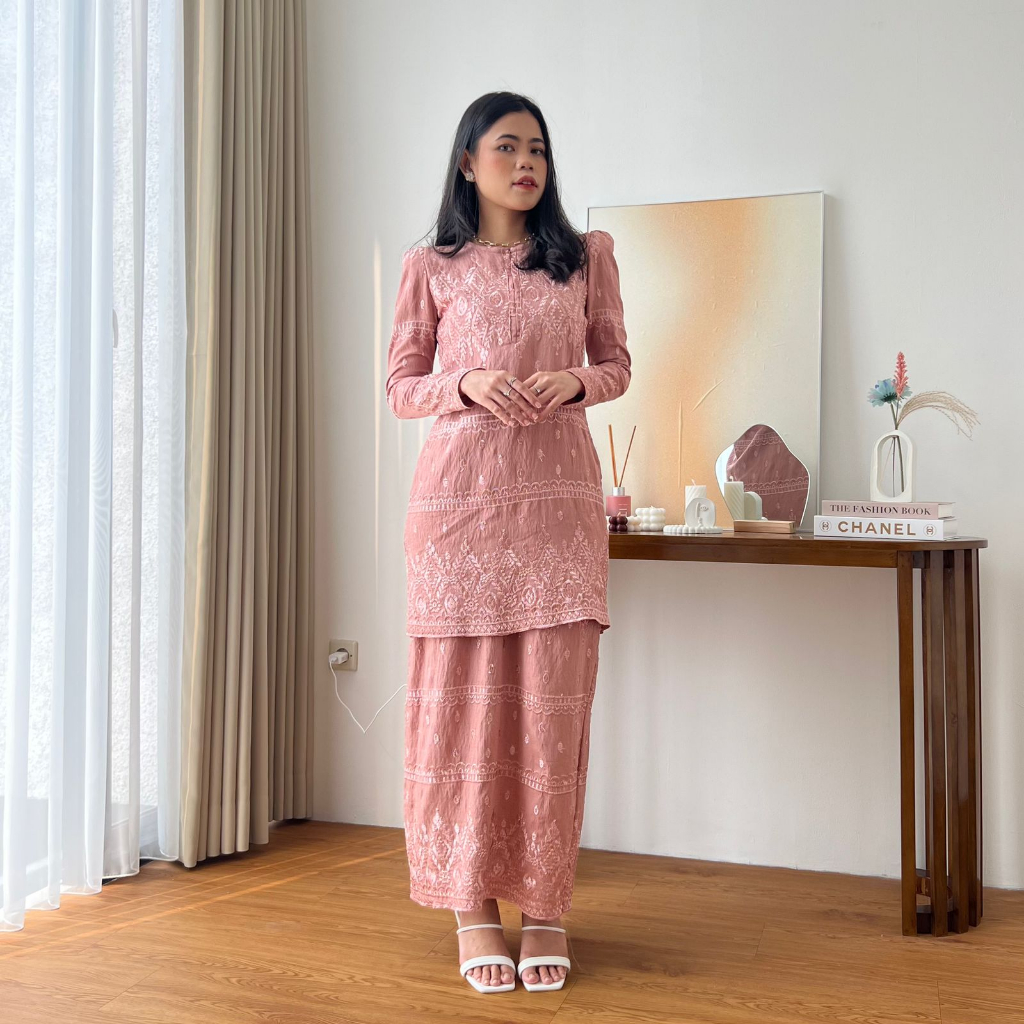 Jual Hoolaqueen - One Set Polo Linen Bordir - Set Kurung Bordir - Set ...