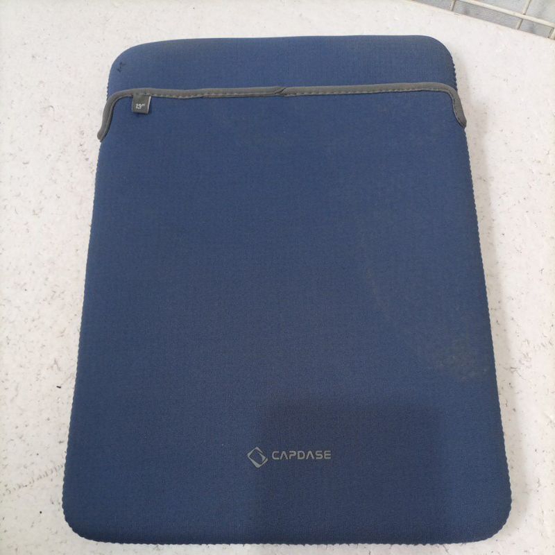 Jual CAPDASE 13" laptop sleeve - 33x23.5cm- breathable cool core ...