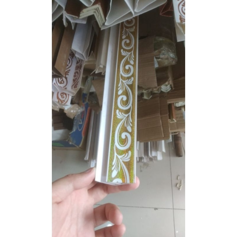 Jual List Dinding/ PVC List Plafon PVC List Sudut Plafon Untuk ...