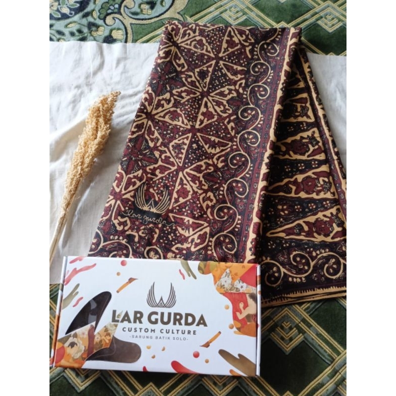 Jual Sarung batik Lar Gurda Kesikan Series Original Lar Gurda | Shopee ...