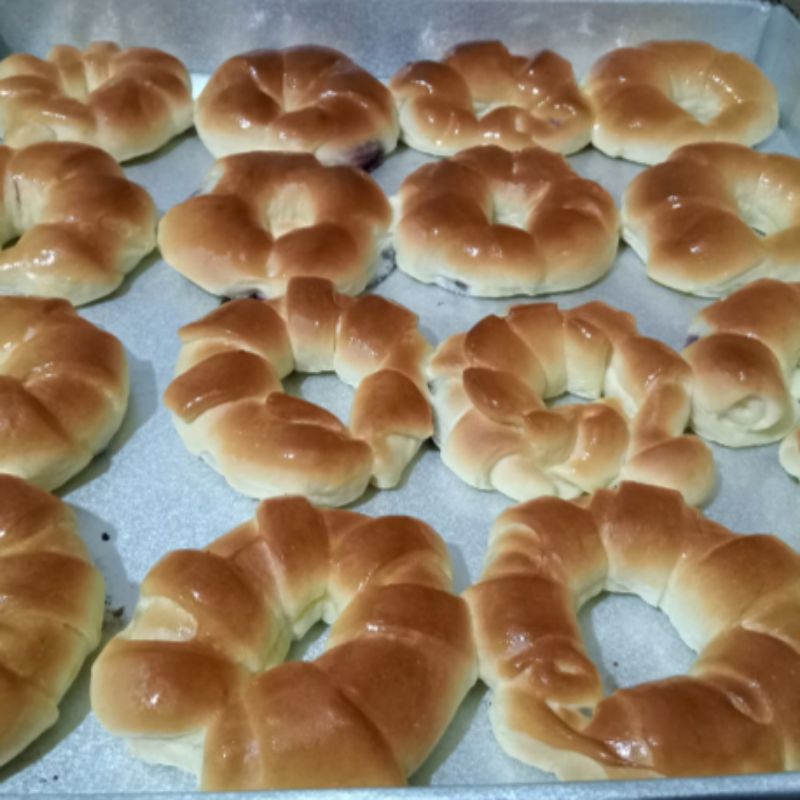 Jual Pizza Mini Aneka Roti Isi Khas Cemilan Sukabumi | Shopee Indonesia