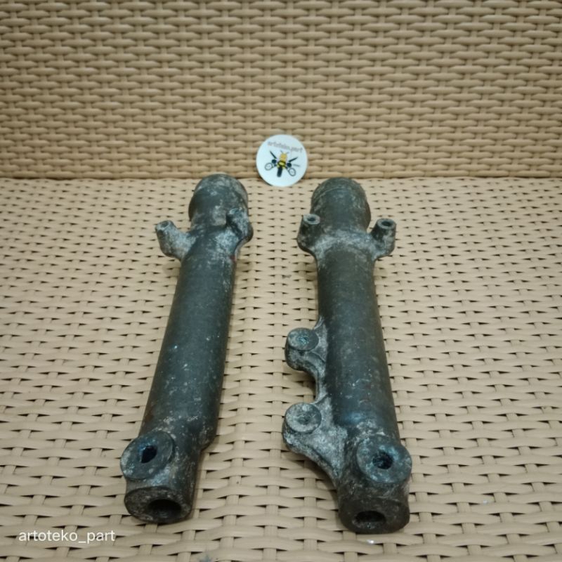 Jual BOTTOM TABUNG SHOCK DEPAN SUZUKI TRS GP ORIGINAL ORI SINIL ...