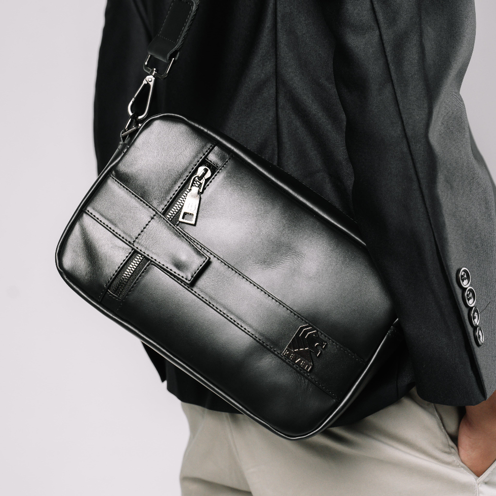 Jual Handbag Kulit Asli Clucht bag Pria Wanita - Tas selempang Pria ...