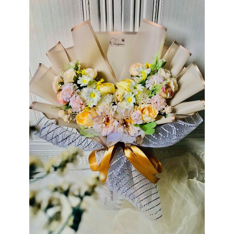 Jual BUKET BUNGA LAMARAN / ENGAGEMENT / WISUDA / GRADUATION | Shopee ...
