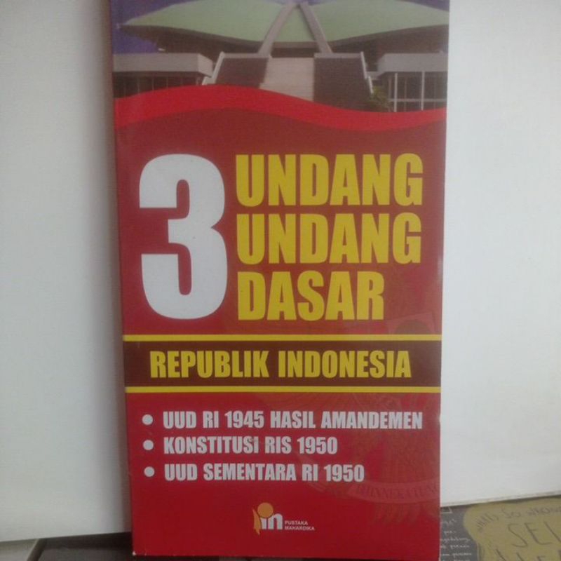 Jual Buku 3 Undang Undang Dasar Republik Indonesia UUD RI 1945 Hasil ...