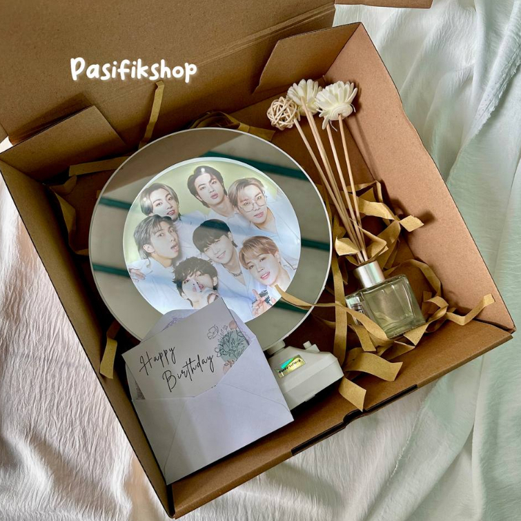 Jual PAKET CERMIN AJAIB 2 IN 1: with Bunga dan Boneka Pilihan Terbaik ...
