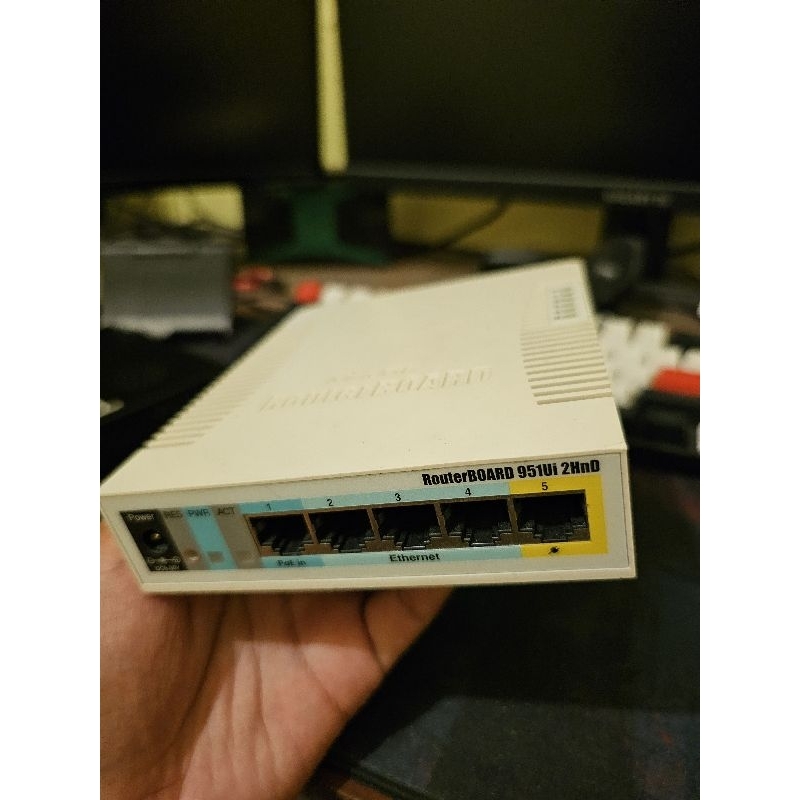 Jual Mikrotik RB951Ui 2HnD Second Normal | Shopee Indonesia