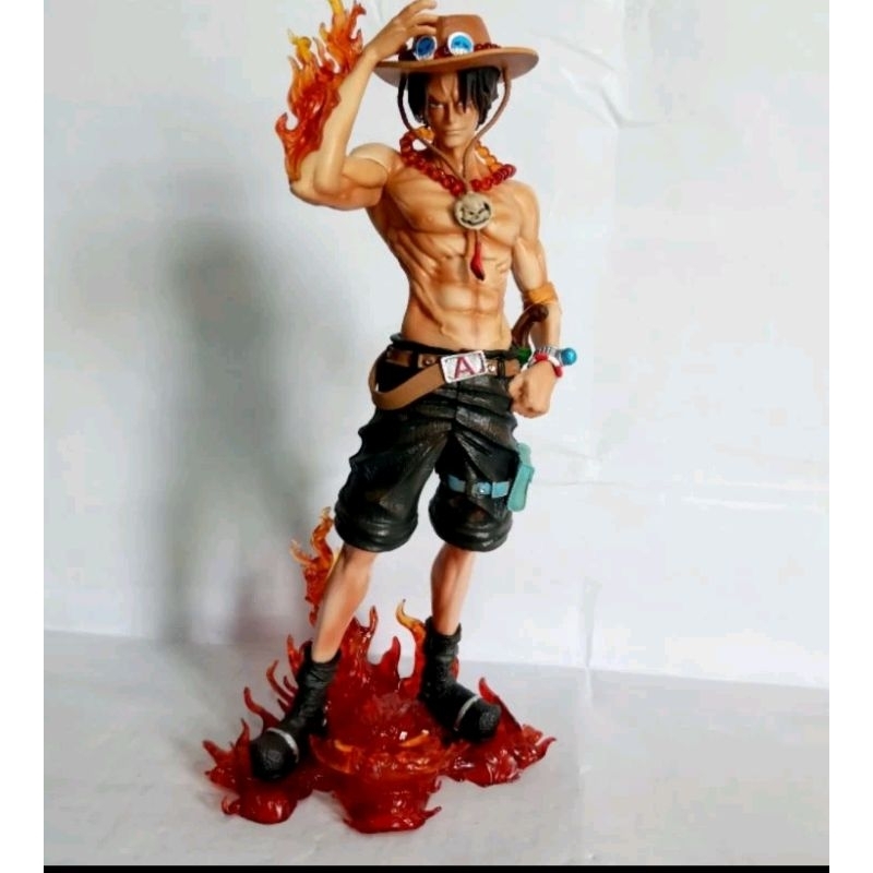 Jual Action Figure Portgart D Ace Standing Shirohige Recast with Box ...
